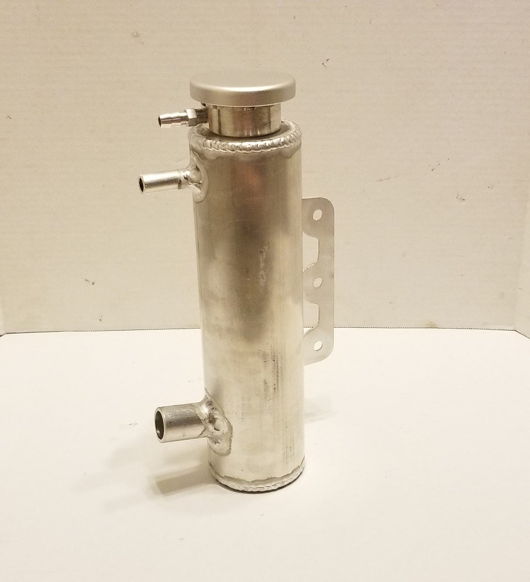 GM 1999 - 2013 Coolant Reservoir Replacement Kit – Castle Manufacturing